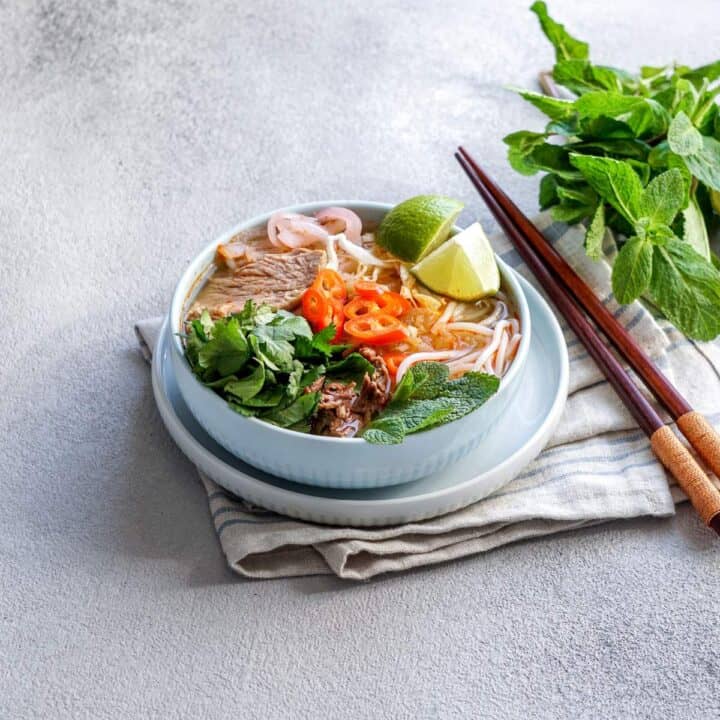 Saigon Foods: A Guide to the Best Vietnamese Cuisine in the City