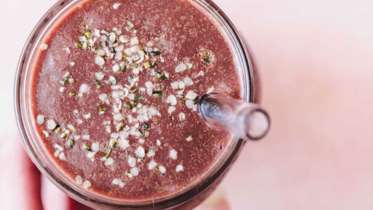 25 satisfying smoothies that feel like a real meal - Foodventures Abroad