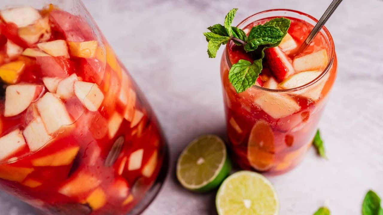 Stay Chill with These 15 Summer Iced Drinks - Foodventures Abroad