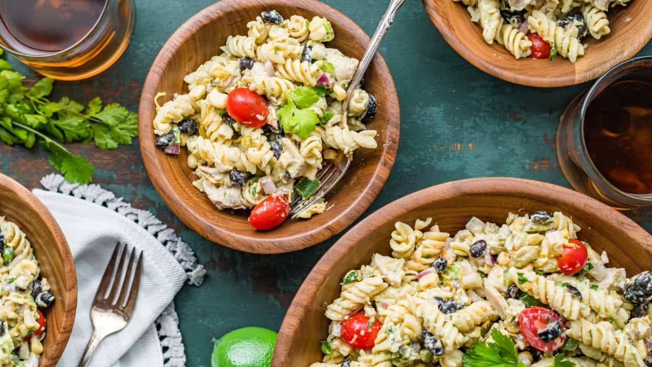 Sad Salad? These 19 Recipes Will Change Everything - Foodventures Abroad