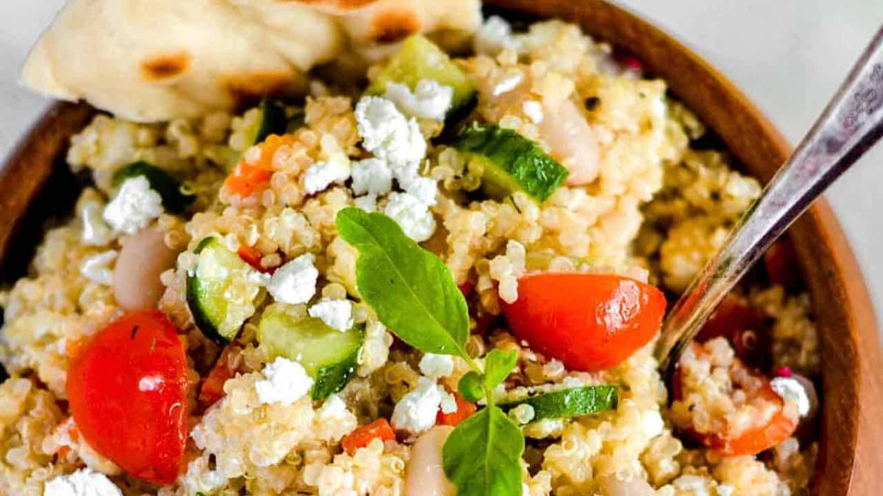 25 Quinoa Recipes That Actually Taste Amazing - Foodventures Abroad