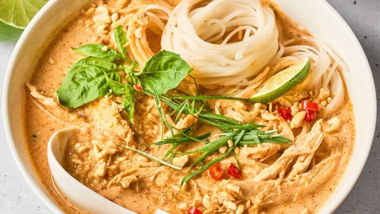 24 big-pot soups perfect for making ahead and reheating - Foodventures ...